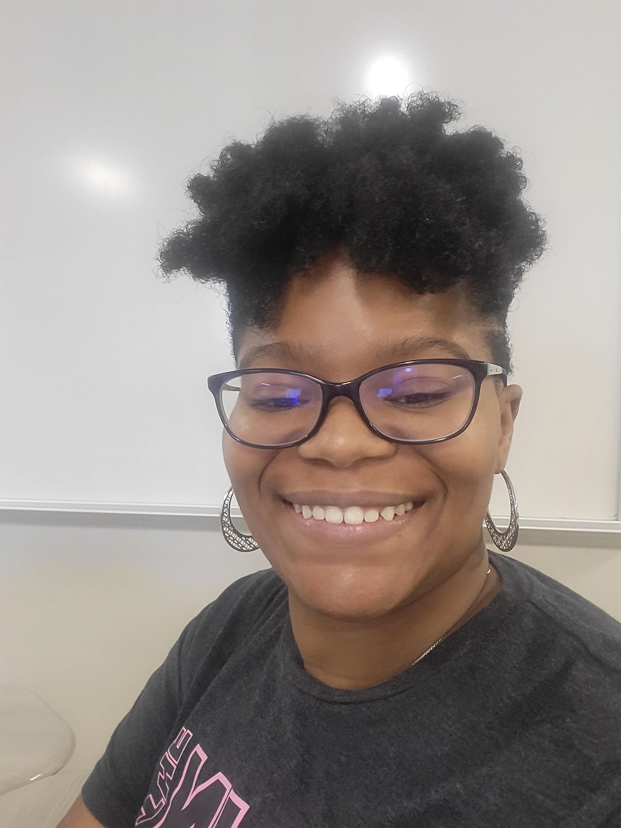 Chambers, Catherine / About Me