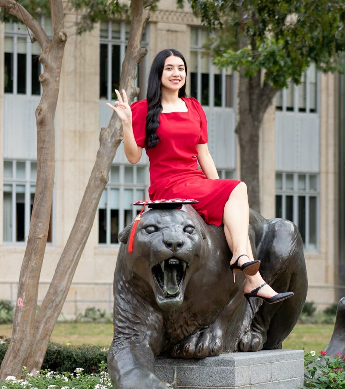 Benavides-Benavides, Jennifer / About Me