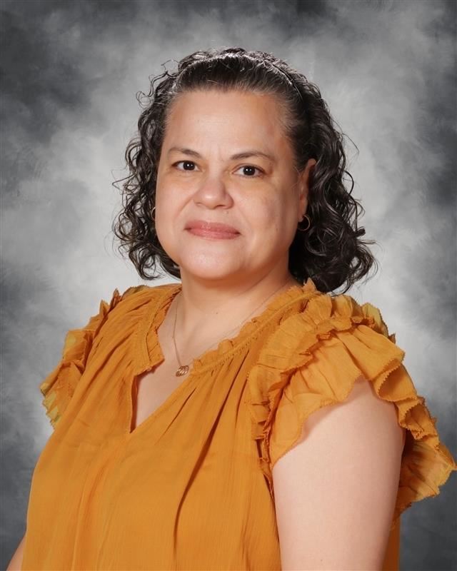 Hill, Isabel / About me